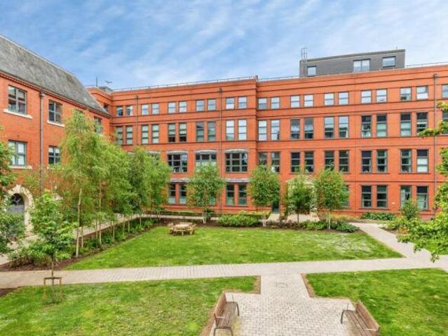 1 bedroom flat for sale in Lombard Street, Bristol, BS3