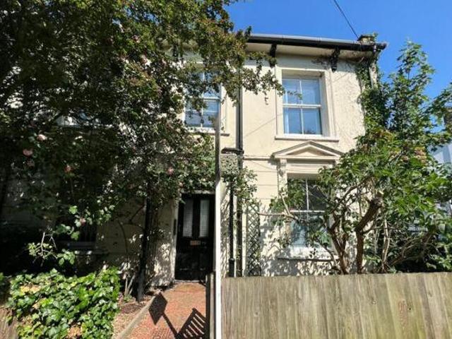1 Bedroom Flat For Sale In London