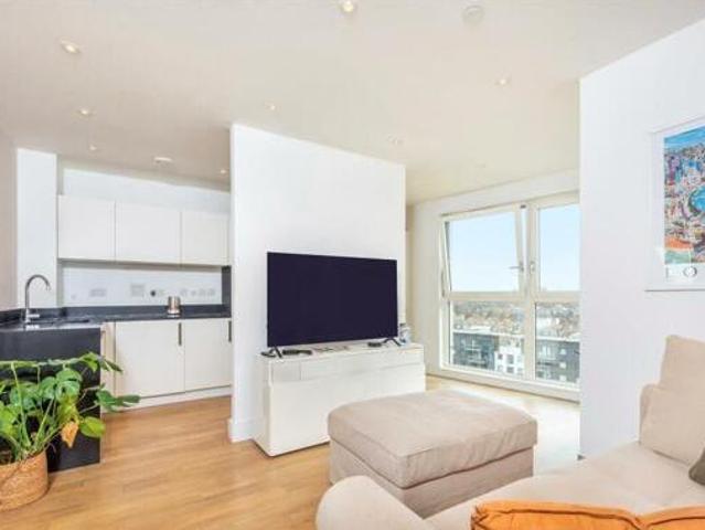 1 Bedroom Flat For Sale In London