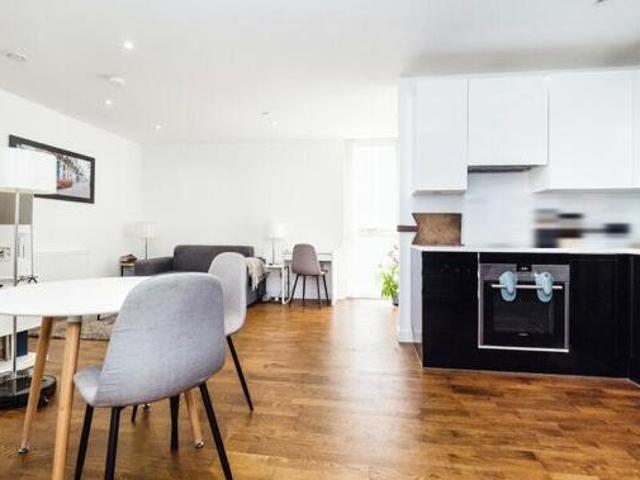 1 Bedroom Flat For Sale In London