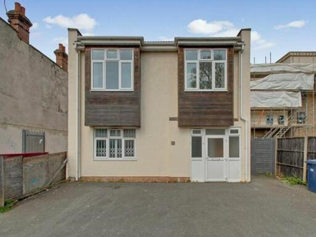 1 Bedroom Flat For Sale In London
