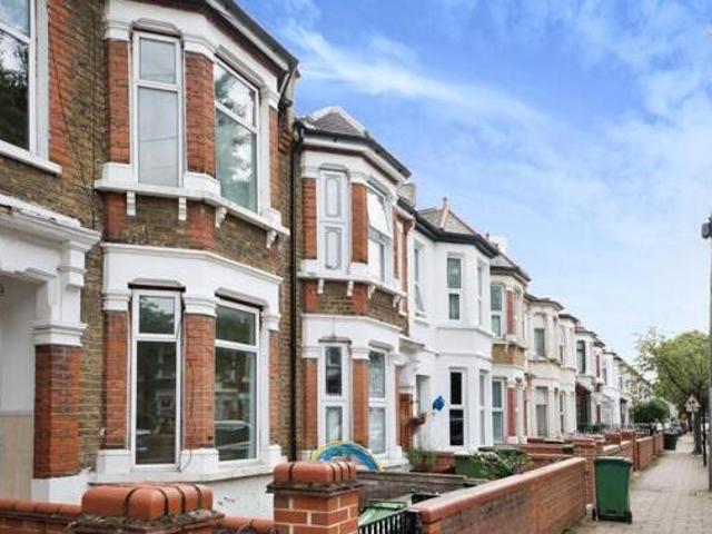1 Bedroom Flat For Sale In London