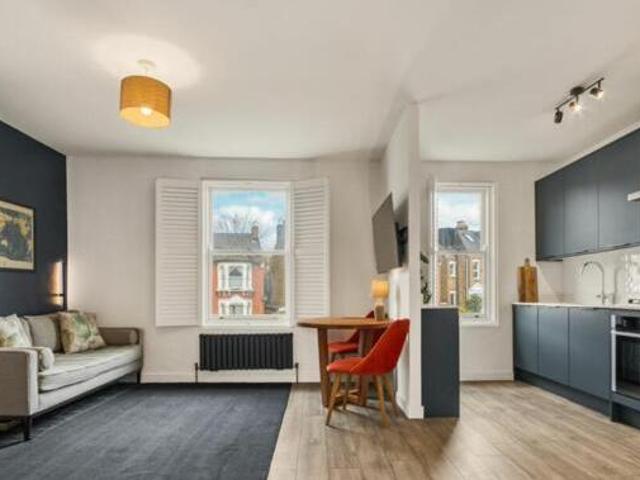 1 Bedroom Flat For Sale In London
