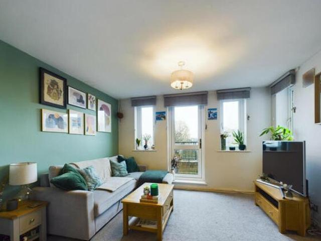 1 Bedroom Flat For Sale In London