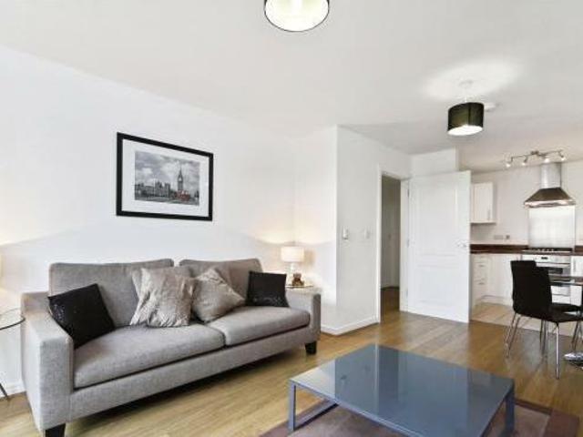 1 Bedroom Flat For Sale In London