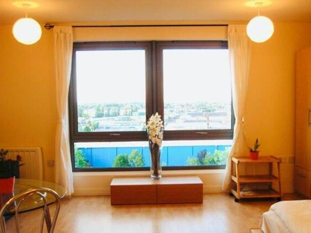 1 Bedroom Flat For Sale In London