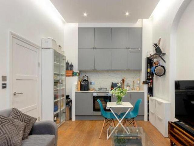 1 Bedroom Flat For Sale In London