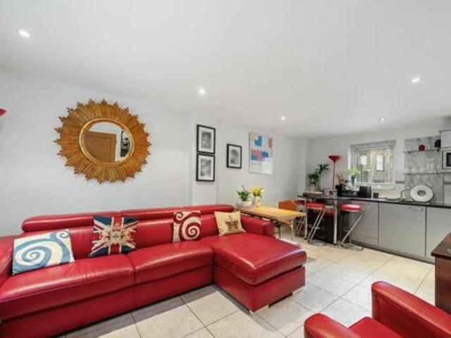 1 Bedroom Flat For Sale In London