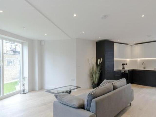 1 Bedroom Flat For Sale In London