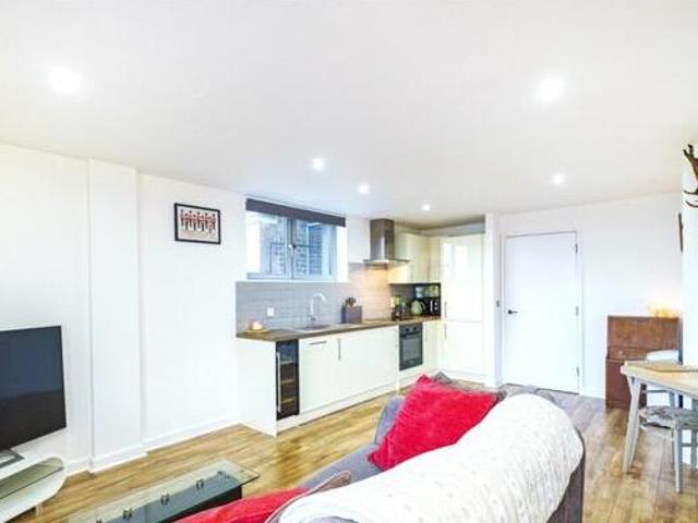 1 Bedroom Flat For Sale In London