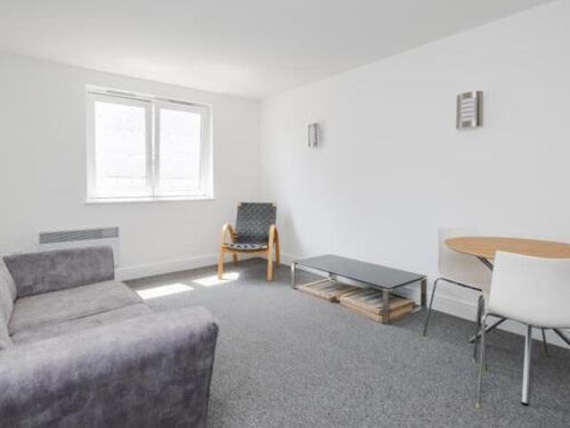 1 Bedroom Flat For Sale In London