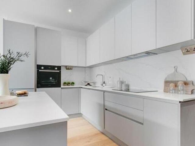 1 Bedroom Flat For Sale In London