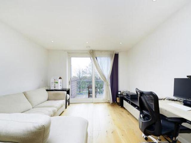 1 Bedroom Flat For Sale In London