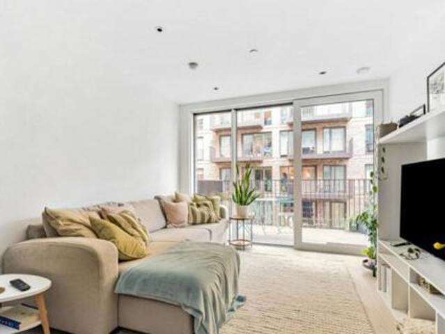 1 Bedroom Flat For Sale In London