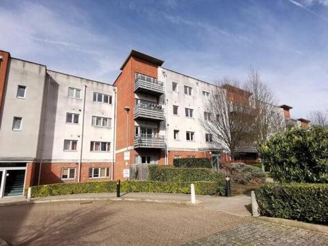 1 Bedroom Flat For Sale In London