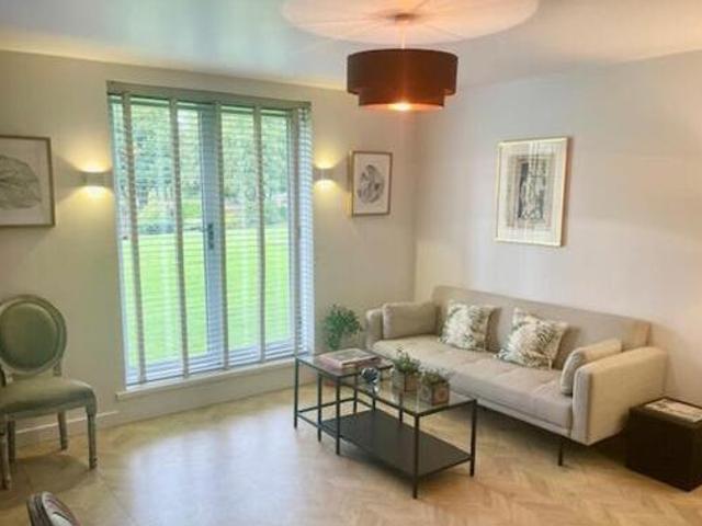 1 Bedroom Flat For Sale In London