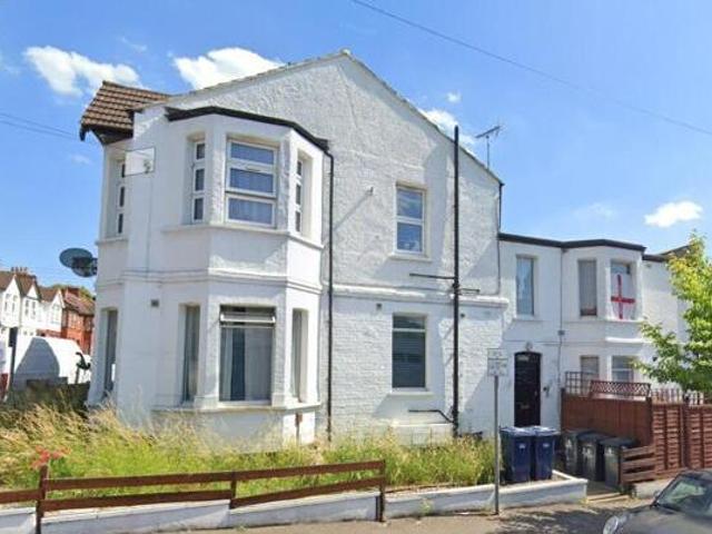 1 Bedroom Flat For Sale In London