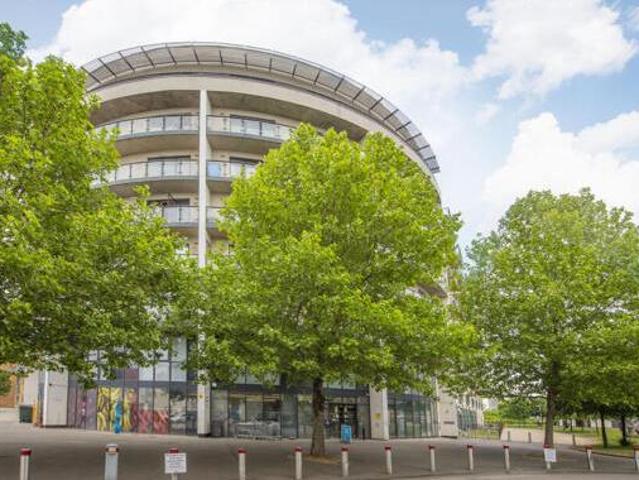 1 Bedroom Flat For Sale In London