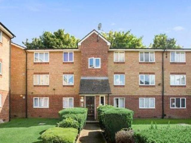1 Bedroom Flat For Sale In London