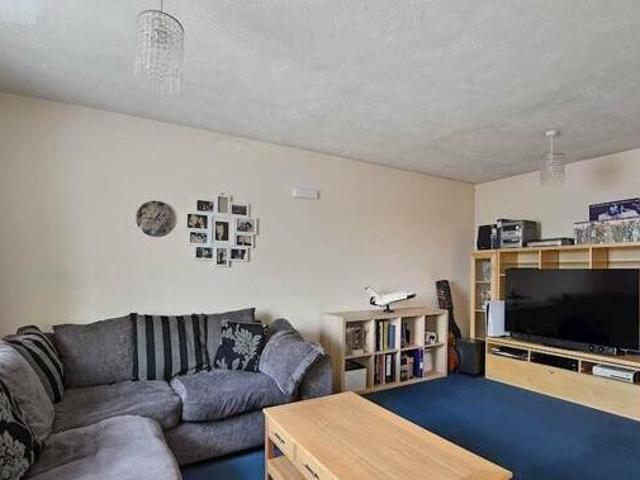 1 Bedroom Flat For Sale In London