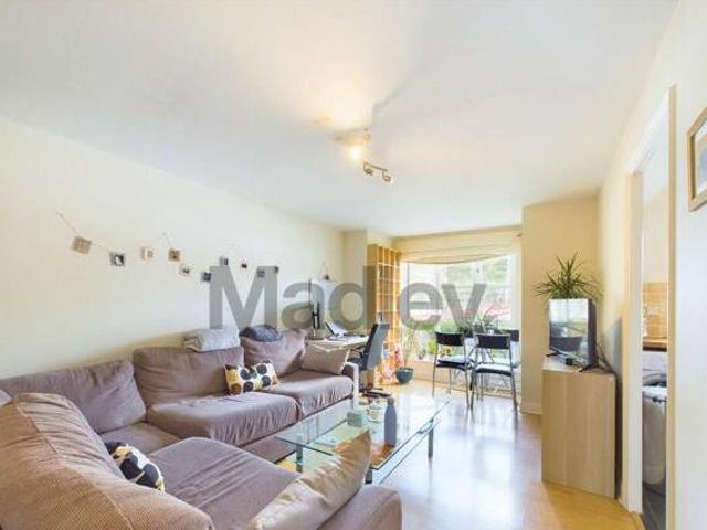 1 Bedroom Flat For Sale In London