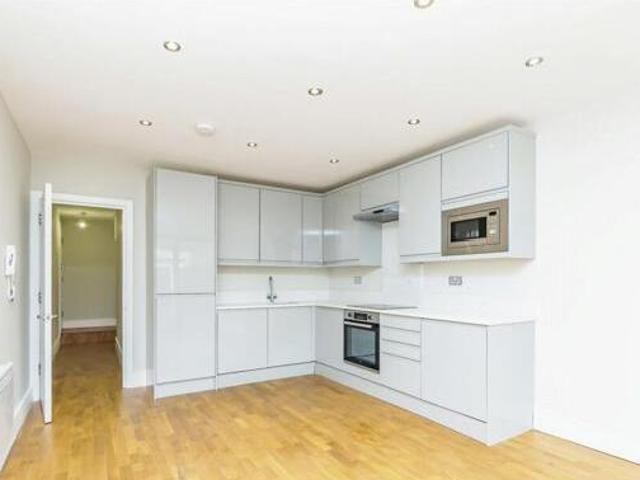 1 Bedroom Flat For Sale In London