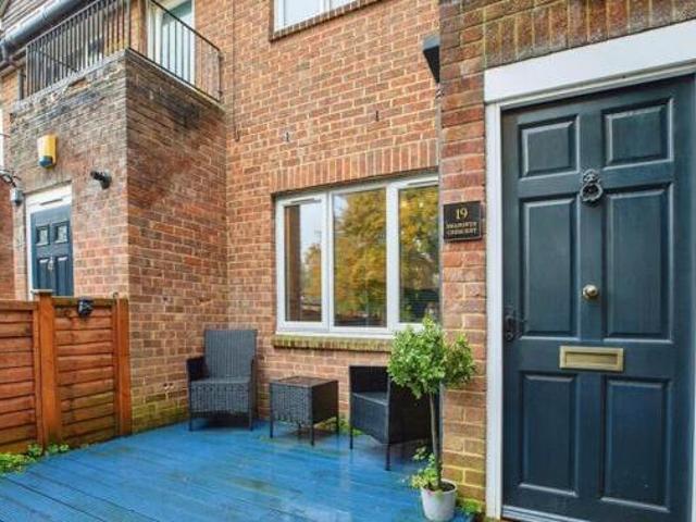 1 Bedroom Flat For Sale In London
