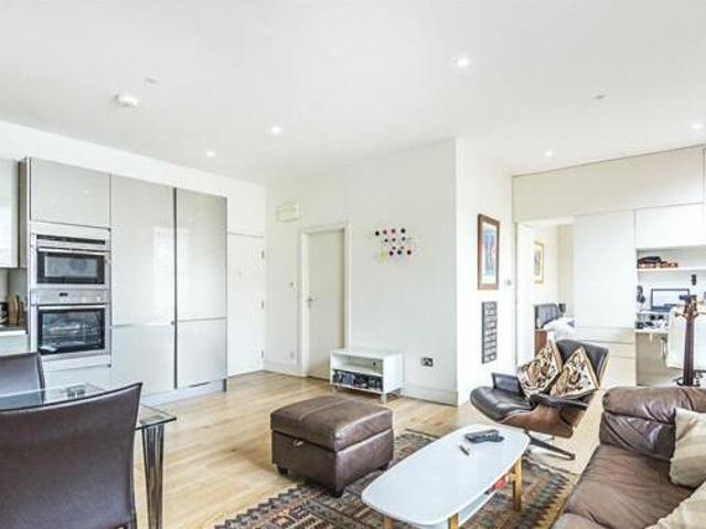 1 Bedroom Flat For Sale In London