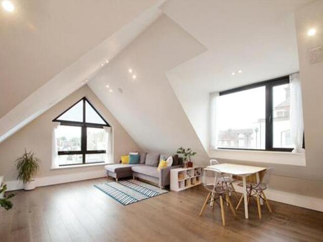1 Bedroom Flat For Sale In London