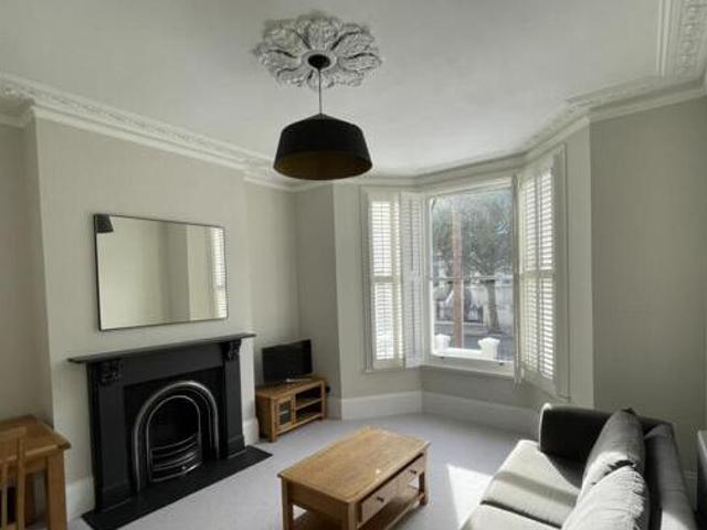 1 Bedroom Flat For Sale In London