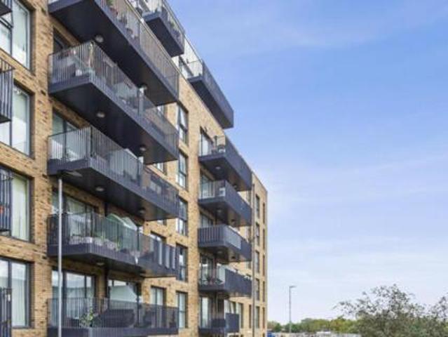 1 Bedroom Flat For Sale In London