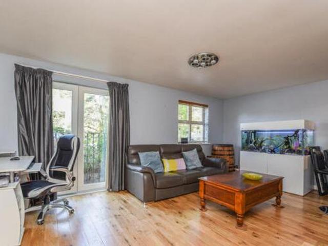 1 Bedroom Flat For Sale In London