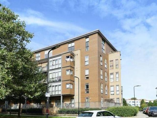 1 Bedroom Flat For Sale In London