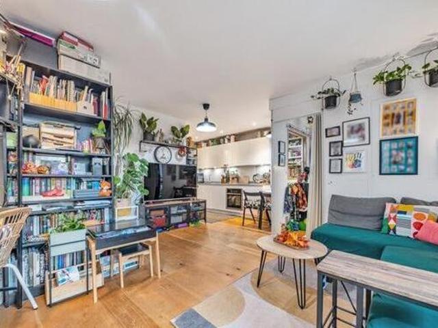 1 Bedroom Flat For Sale In London, Greater London