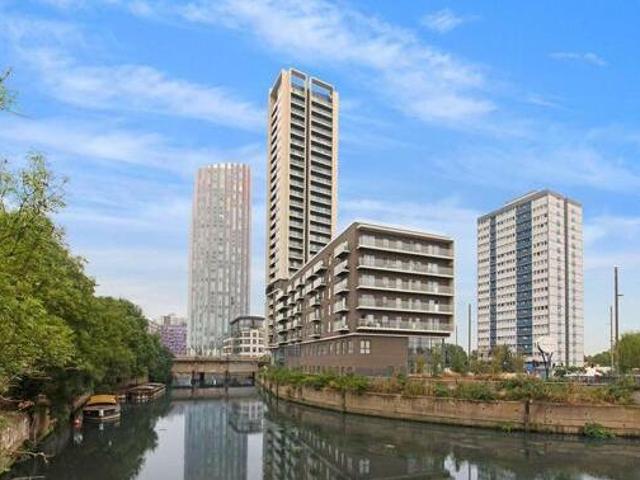 1 Bedroom Flat For Sale In London, E15 2fa