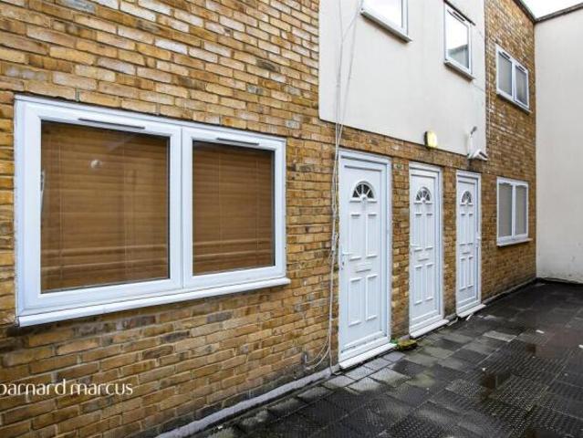 1 bedroom flat for sale in London Road, Croydon, CR0