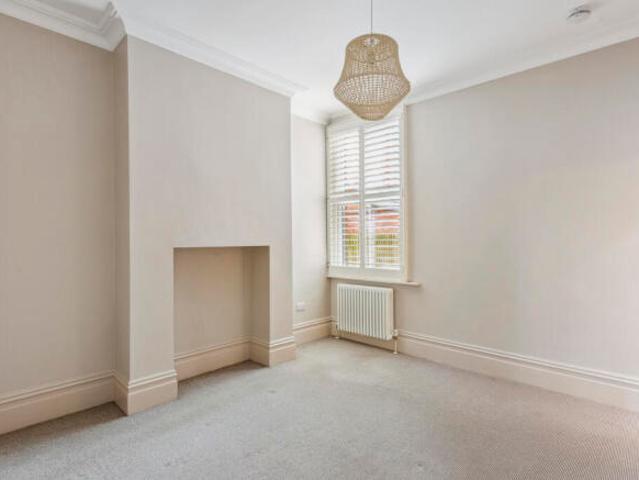 1 bedroom flat for sale in London Road, Sevenoaks, TN13