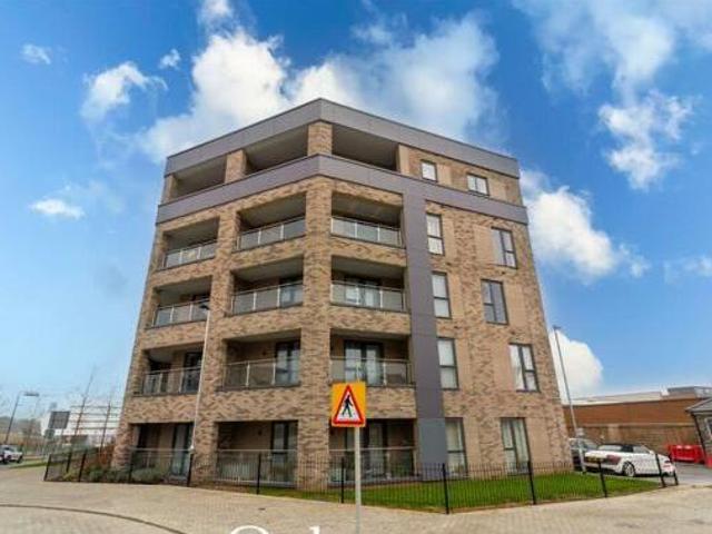 1 Bedroom Flat For Sale In Longrbridge