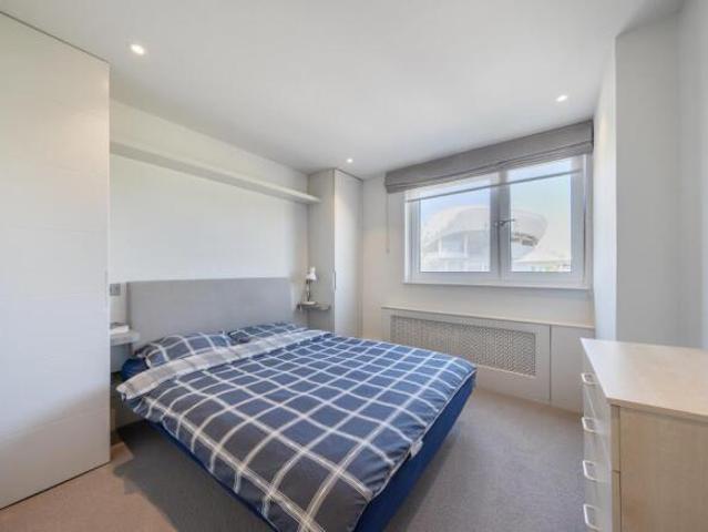 1 bedroom flat for sale in Lords View I, St Johns Wood, NW8