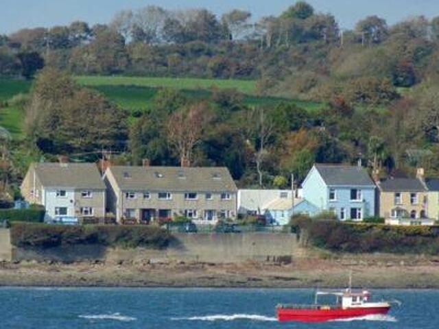 1 Bedroom Flat For Sale In Llanstadwell