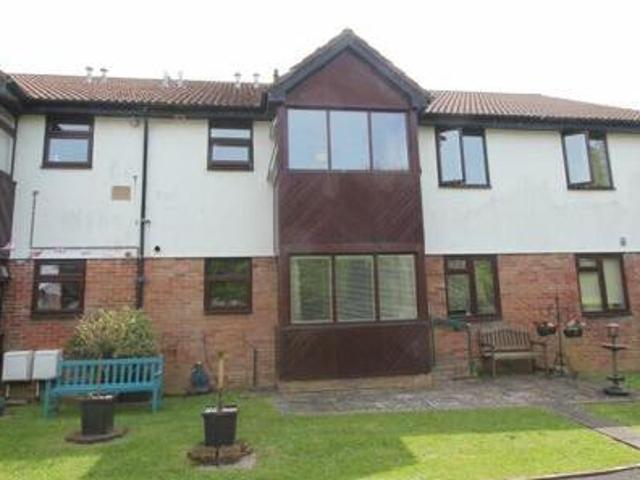 1 Bedroom Flat For Sale In Llantwit Major