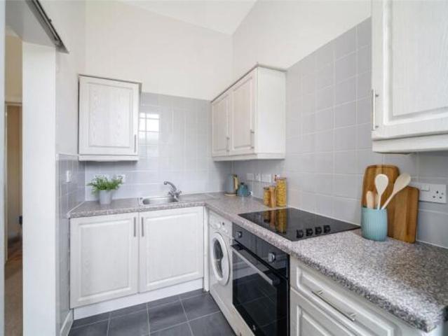 1 bedroom flat for sale in Mannering Court, Shawlands, Glasgow, G41