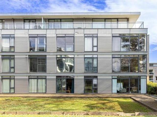 1 Bedroom Flat For Sale In Manor Road, St. Albans
