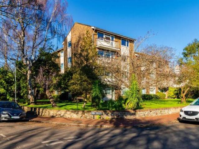 1 bedroom flat for sale in Manor Road, Worthing, BN11