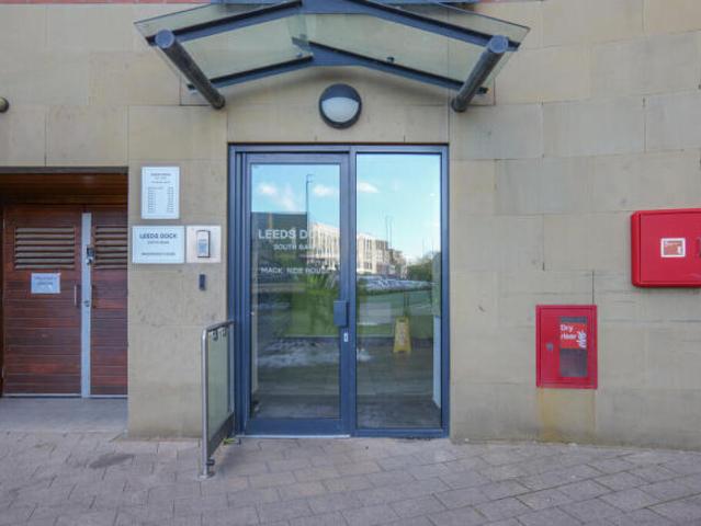 1 bedroom flat for sale in Mackenzie House, Chadwick Street, Hunslet, Leeds, LS10