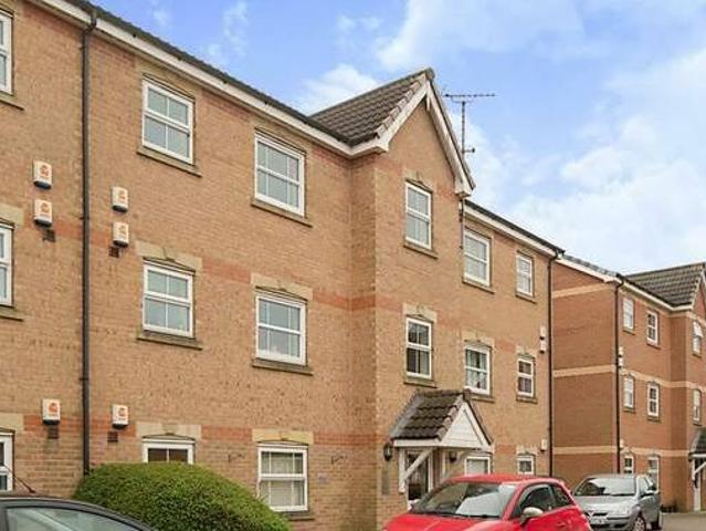 1 bedroom flat for sale in Malvern Drive Woodlaithes Rotherham South Yorkshire S66