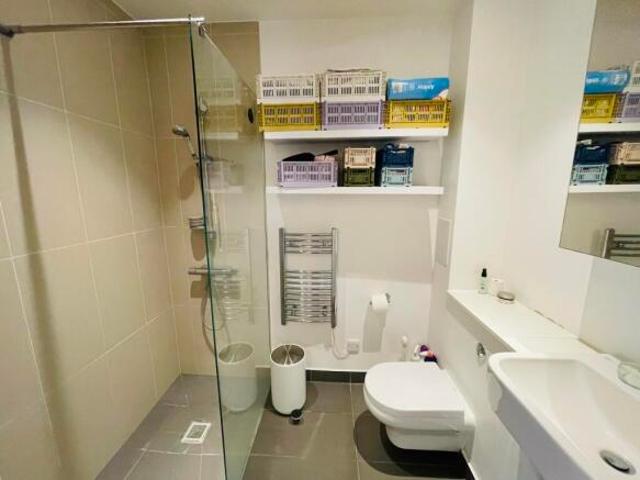 1 bedroom flat for sale in Marcon Place, London, E8