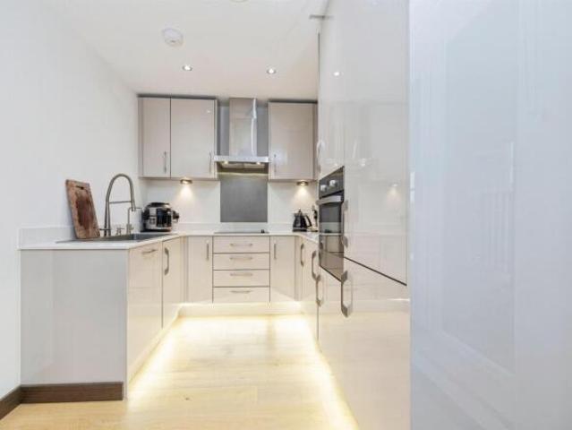 1 bedroom flat for sale in Marri Street, Watford, WD24