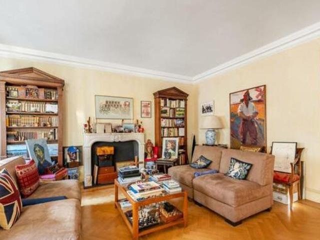 1 Bedroom Flat For Sale In Mayfair, London
