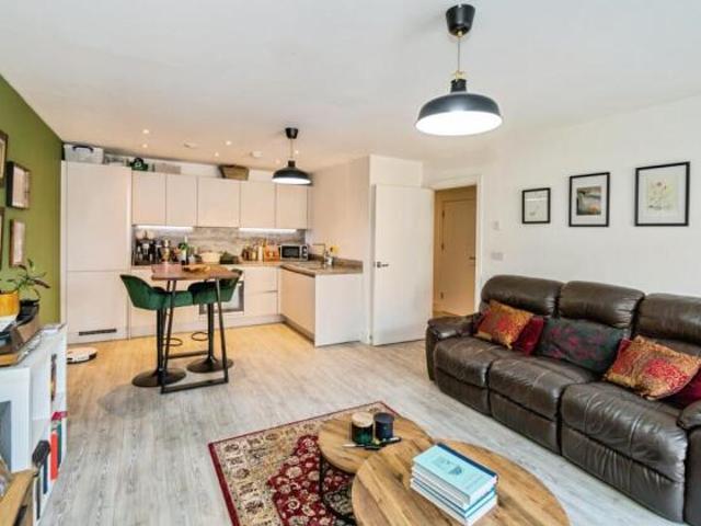 1 bedroom flat for sale in Meridian Way, Southampton, SO14